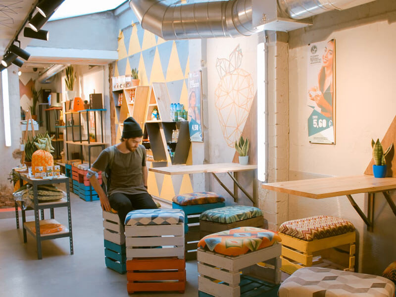 Reforma de locales comerciales en el centro de Valencia - Estudio Dosierra